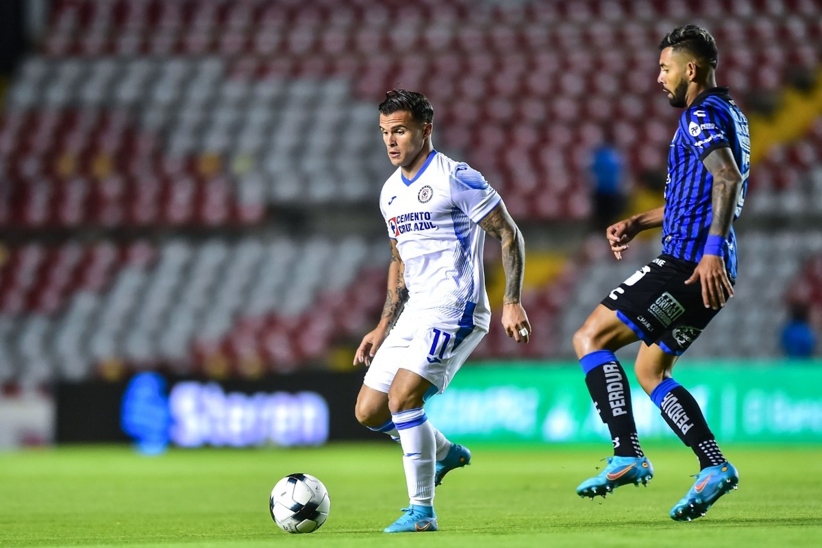 Cruz Azul derrota a Gallos del Querétaro - La Voz de Querétaro